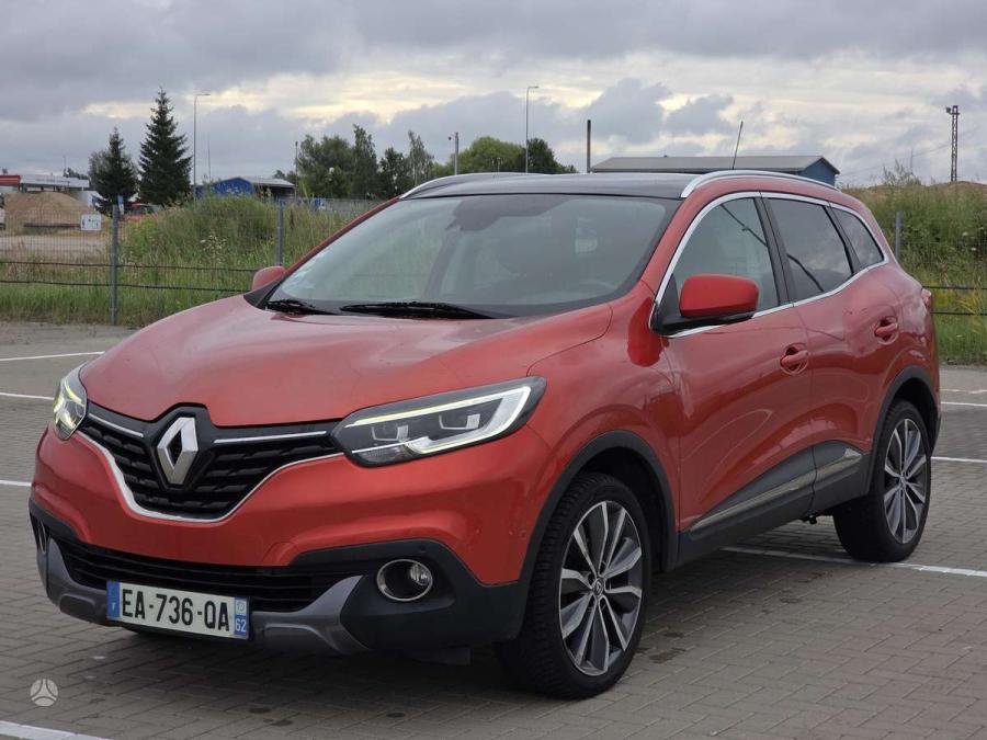 Красный Рено Kadjar 2016 в Таураге, объемом двигателя 1.60 л и пробегом 242 тыс. км за 6950 €, фото 1 на AUTOMOTO.COM.LV