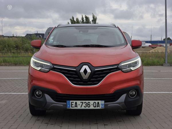 Sarkans Renault Kadjar 2016 Tauragė, ar dzinēja tilpumu 1.60 L un nobraukumu 242 tūkst. km par 6950 €, foto 2 vietnē AUTOMOTO.COM.LV