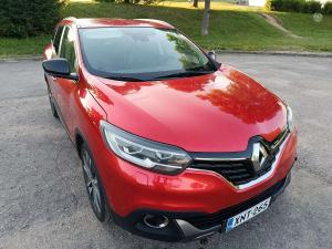 Red Renault Kadjar 2016 in Kaunas, with an engine capacity of 0.00 L and mileage of 214 thousand km for 8900 €, photo 3 on AUTOMOTO.COM.LV