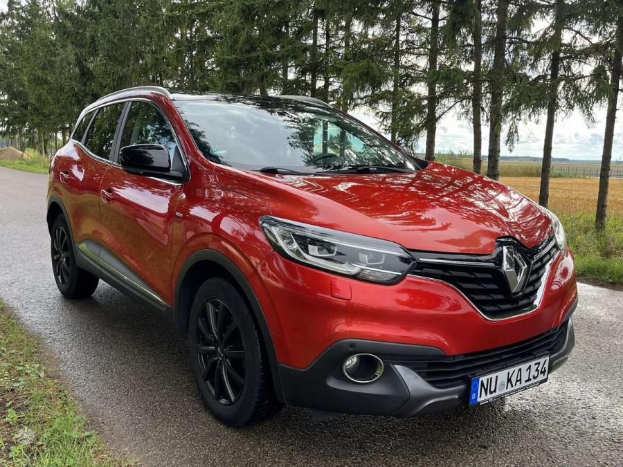 Sarkans Renault Kadjar 2016 Panevēža, ar dzinēja tilpumu 1.60 L un nobraukumu 225 tūkst. km par 7700 €, foto 4 vietnē AUTOMOTO.COM.LV