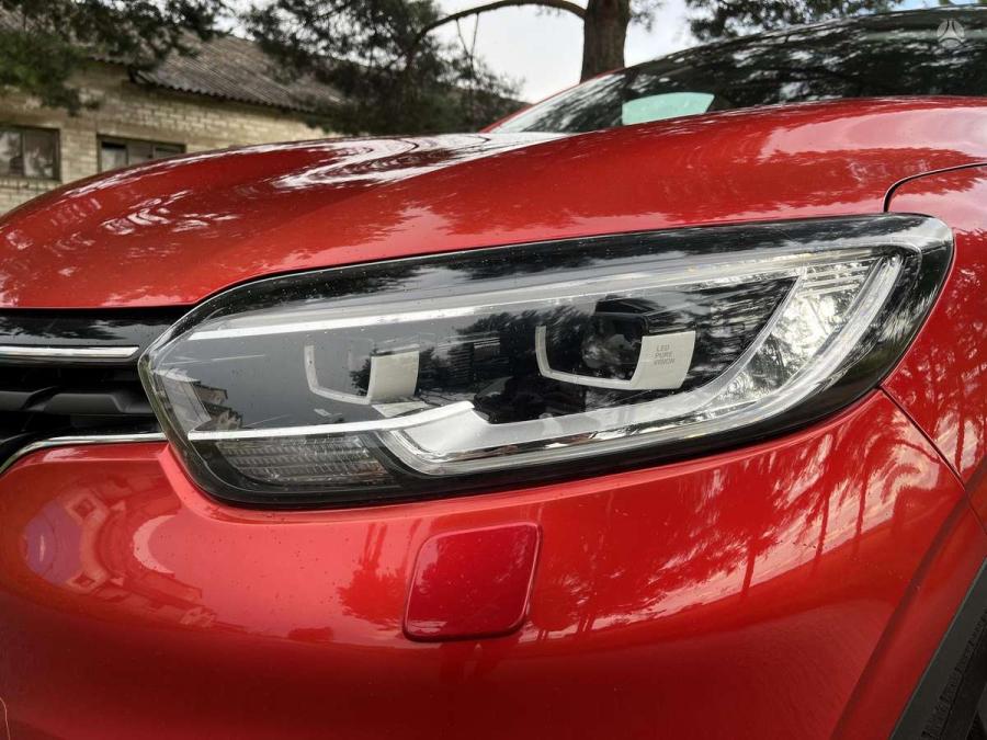 Sarkans Renault Kadjar 2016 Panevēža, ar dzinēja tilpumu 1.60 L un nobraukumu 225 tūkst. km par 7700 €, foto 22 vietnē AUTOMOTO.COM.LV