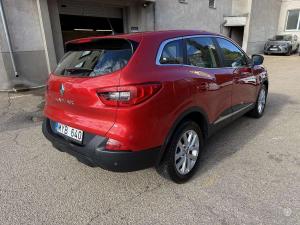 Sarkans Renault Kadjar 2016 Viļņa, ar dzinēja tilpumu 1.20 L un nobraukumu 130 tūkst. km par 7600 €, foto 5 vietnē AUTOMOTO.COM.LV