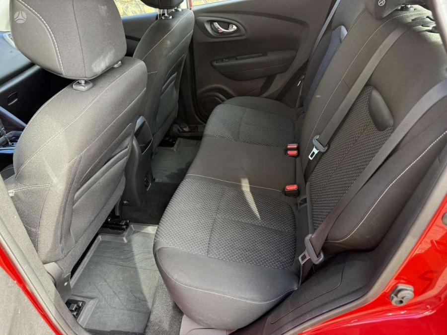 Sarkans Renault Kadjar 2016 Viļņa, ar dzinēja tilpumu 1.20 L un nobraukumu 130 tūkst. km par 7600 €, foto 7 vietnē AUTOMOTO.COM.LV