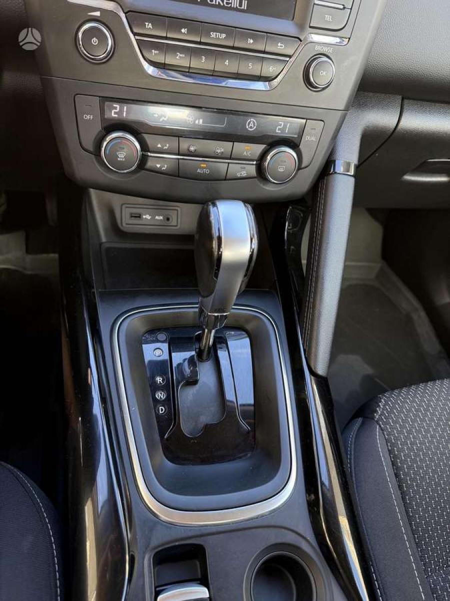 Sarkans Renault Kadjar 2016 Viļņa, ar dzinēja tilpumu 1.20 L un nobraukumu 130 tūkst. km par 7600 €, foto 10 vietnē AUTOMOTO.COM.LV