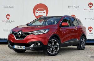 Sarkans Renault Kadjar 2016 Tauragė, ar dzinēja tilpumu 1.20 L un nobraukumu 96 tūkst. km par 7400 €, foto  vietnē AUTOMOTO.COM.LV