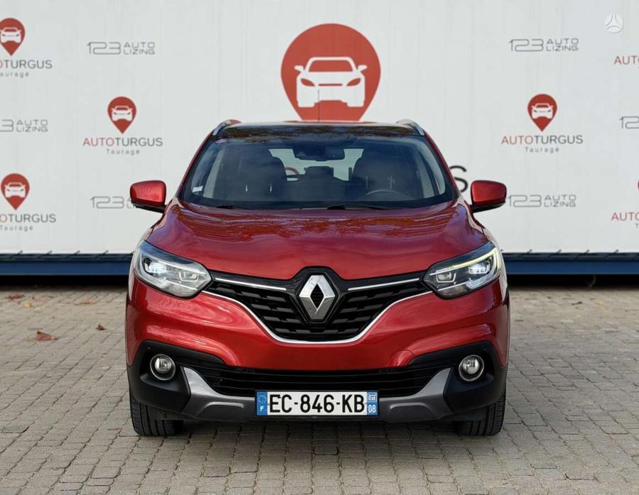 Red Renault Kadjar 2016 in Taurage, with an engine capacity of 1.20 L and mileage of 96 thousand km for 7400 €, photo 7 on AUTOMOTO.COM.LV