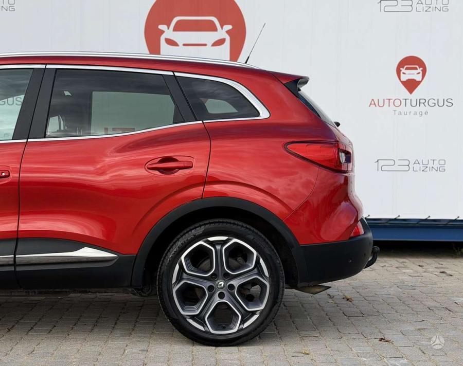 Red Renault Kadjar 2016 in Taurage, with an engine capacity of 1.20 L and mileage of 96 thousand km for 7400 €, photo 17 on AUTOMOTO.COM.LV