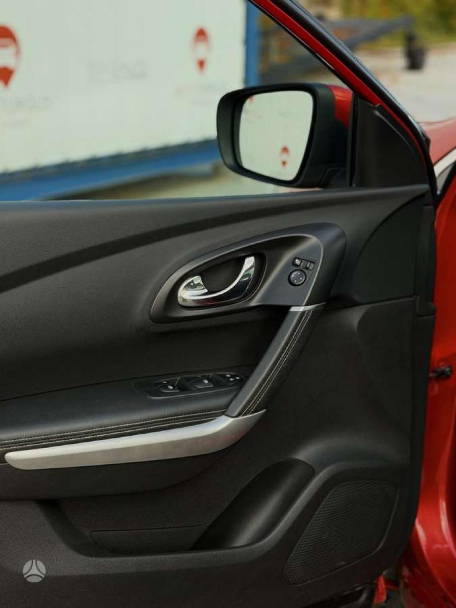 Red Renault Kadjar 2016 in Taurage, with an engine capacity of 1.20 L and mileage of 96 thousand km for 7400 €, photo 32 on AUTOMOTO.COM.LV