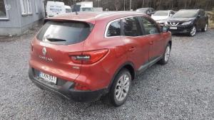 Red Renault Kadjar 2017 in Marijampole, with an engine capacity of 1.46 L and mileage of 193 thousand km for 8300 €, photo 3 on AUTOMOTO.COM.LV