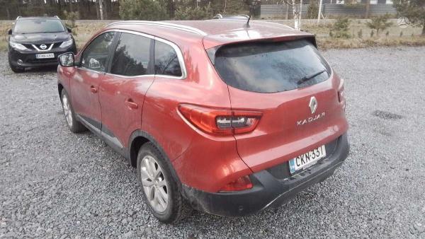 Sarkans Renault Kadjar 2017 Marijampole, ar dzinēja tilpumu 1.46 L un nobraukumu 193 tūkst. km par 8300 €, foto 4 vietnē AUTOMOTO.COM.LV
