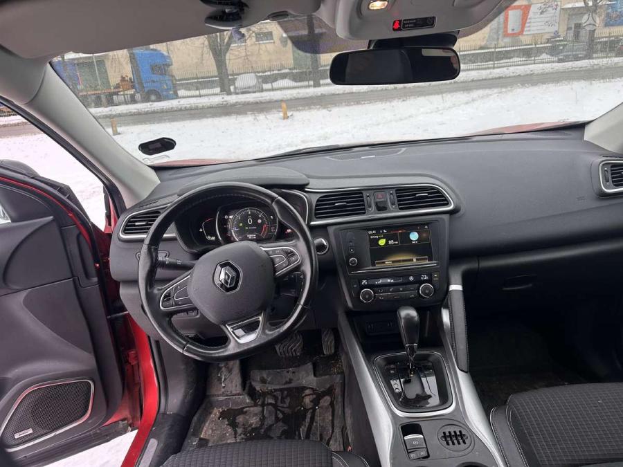 Red Renault Kadjar 2017 in Marijampole, with an engine capacity of 1.46 L and mileage of 194 thousand km for 8200 €, photo 11 on AUTOMOTO.COM.LV