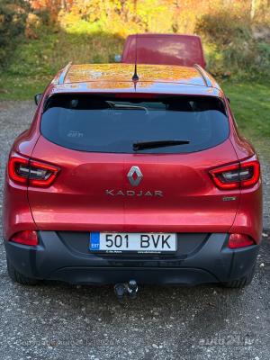 Sarkans Renault Kadjar 2017 Tallina, ar dzinēja tilpumu 1.50 L un nobraukumu 165 tūkst. km par 12000 €, foto 5 vietnē AUTOMOTO.COM.LV
