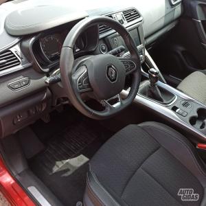 Sarkans Renault Kadjar 2017 Visaginas, ar dzinēja tilpumu 1.20 L un nobraukumu 58 tūkst. km par 12000 €, foto 6 vietnē AUTOMOTO.COM.LV