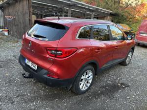 Sarkans Renault Kadjar 2017 Tallina, ar dzinēja tilpumu 1.50 L un nobraukumu 167 tūkst. km par 10999 €, foto 5 vietnē AUTOMOTO.COM.LV