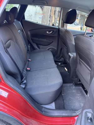 Sarkans Renault Kadjar 2017 Tallina, ar dzinēja tilpumu 1.50 L un nobraukumu 167 tūkst. km par 10999 €, foto 10 vietnē AUTOMOTO.COM.LV
