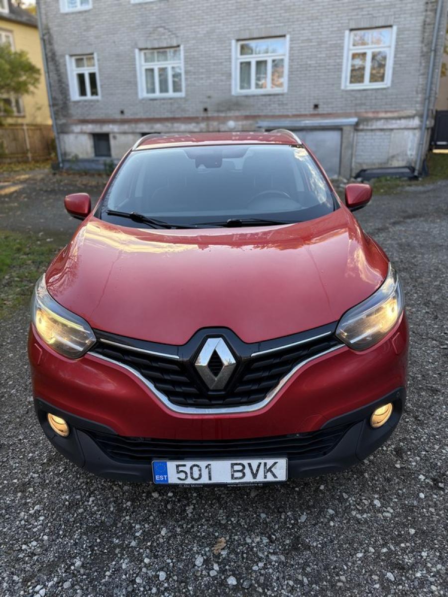 Sarkans Renault Kadjar 2017 Tallina, ar dzinēja tilpumu 1.50 L un nobraukumu 167 tūkst. km par 10999 €, foto 12 vietnē AUTOMOTO.COM.LV