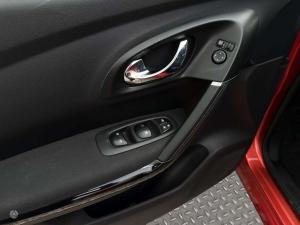 Sarkans Renault Kadjar 2017 Kauņa, ar dzinēja tilpumu 1.20 L un nobraukumu 124 tūkst. km par 8499 €, foto 14 vietnē AUTOMOTO.COM.LV
