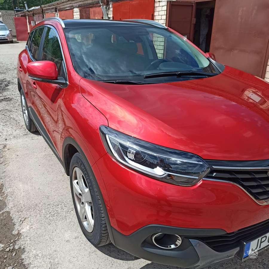 Sarkans Renault Kadjar 2017 Visaginas, ar dzinēja tilpumu 1.20 L un nobraukumu 58 tūkst. km par 10500 €, foto 3 vietnē AUTOMOTO.COM.LV