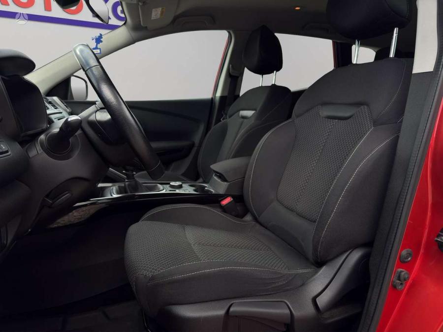 Красный Рено Kadjar 2017 в Каунас, объемом двигателя 1.20 л и пробегом 124 тыс. км за 8499 €, фото 15 на AUTOMOTO.COM.LV