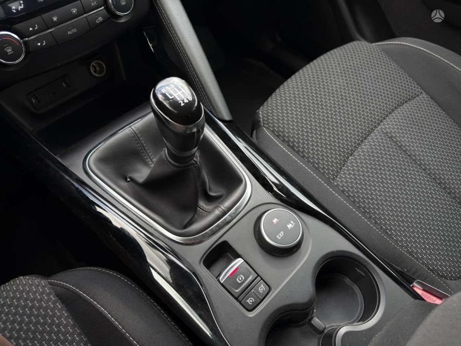 Красный Рено Kadjar 2017 в Каунас, объемом двигателя 1.20 л и пробегом 124 тыс. км за 8499 €, фото 16 на AUTOMOTO.COM.LV