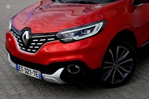 Red Renault Kadjar 2018 in Kretinga, with an engine capacity of 1.60 L and mileage of 164 thousand km for 9650 €, photo 4 on AUTOMOTO.COM.LV