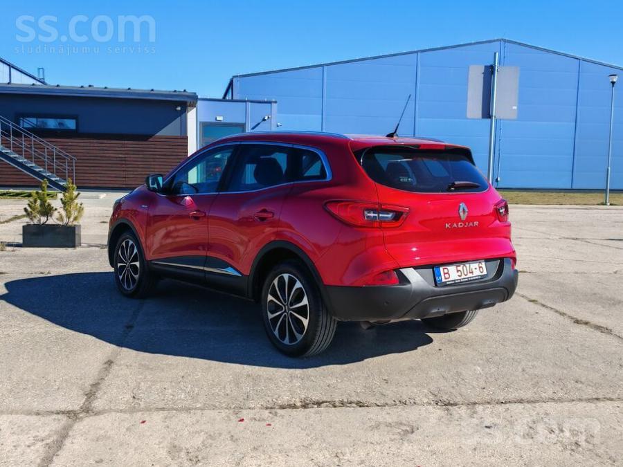 Sarkans Renault Kadjar 2018 Ogre, ar dzinēja tilpumu 1.20 L un nobraukumu 113 tūkst. km par 10790 €, foto 8 vietnē AUTOMOTO.COM.LV