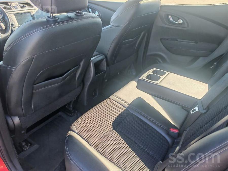 Sarkans Renault Kadjar 2018 Ogre, ar dzinēja tilpumu 1.20 L un nobraukumu 113 tūkst. km par 10790 €, foto 23 vietnē AUTOMOTO.COM.LV