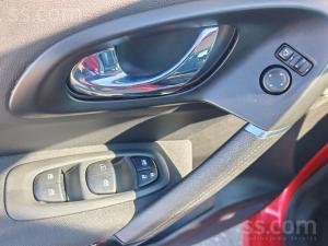 Sarkans Renault Kadjar 2018 Ogre, ar dzinēja tilpumu 1.20 L un nobraukumu 113 tūkst. km par 10790 €, foto 25 vietnē AUTOMOTO.COM.LV