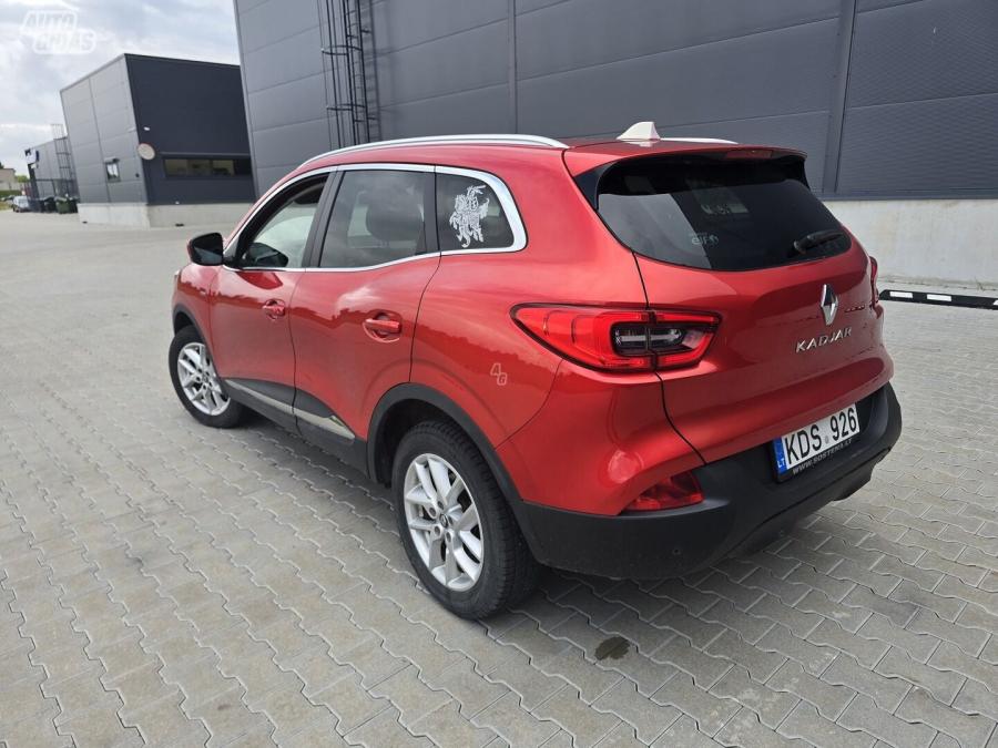 Sarkans Renault Kadjar 2018 Šauļi, ar dzinēja tilpumu 1.20 L un nobraukumu 85 tūkst. km par 9499 €, foto 7 vietnē AUTOMOTO.COM.LV