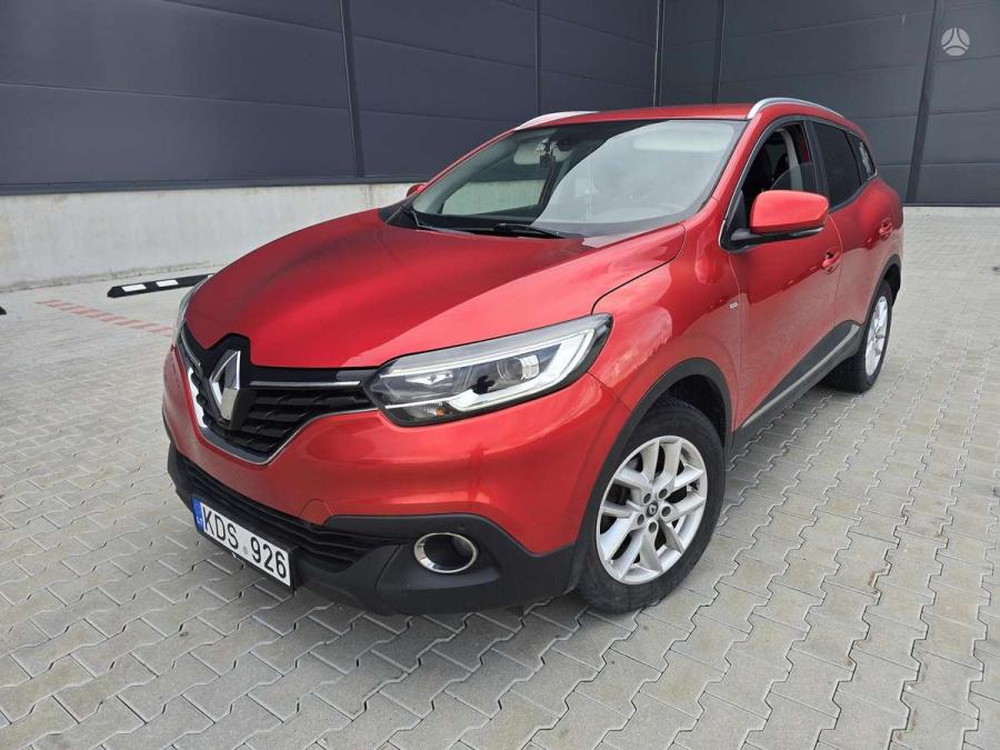 Sarkans Renault Kadjar 2018 Šauļi, ar dzinēja tilpumu 1.20 L un nobraukumu 85 tūkst. km par 9250 €, foto 10 vietnē AUTOMOTO.COM.LV
