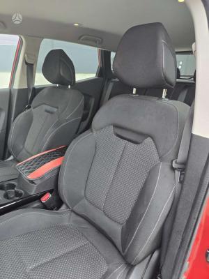 Sarkans Renault Kadjar 2018 Šauļi, ar dzinēja tilpumu 1.20 L un nobraukumu 85 tūkst. km par 9250 €, foto 21 vietnē AUTOMOTO.COM.LV