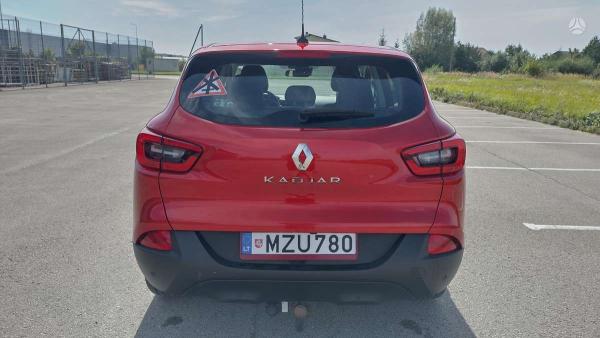 Красный Рено Kadjar 2018 в Паневежис, объемом двигателя 1.20 л и пробегом 128 тыс. км за 9600 €, фото 5 на AUTOMOTO.COM.LV