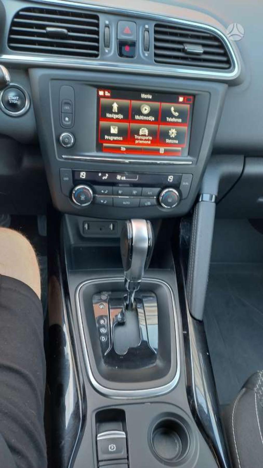 Красный Рено Kadjar 2018 в Паневежис, объемом двигателя 1.20 л и пробегом 128 тыс. км за 9600 €, фото 23 на AUTOMOTO.COM.LV