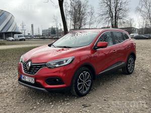 Красный Рено Kadjar 2019 в Рига, объемом двигателя 1.30 л и пробегом 0 тыс. км за 12395 €, фото 1 на AUTOMOTO.COM.LV