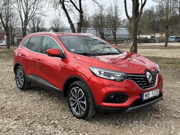 Красный Рено Kadjar 2019 в Рига, объемом двигателя 1.30 л и пробегом 0 тыс. км за 12395 €, фото 3 на AUTOMOTO.COM.LV