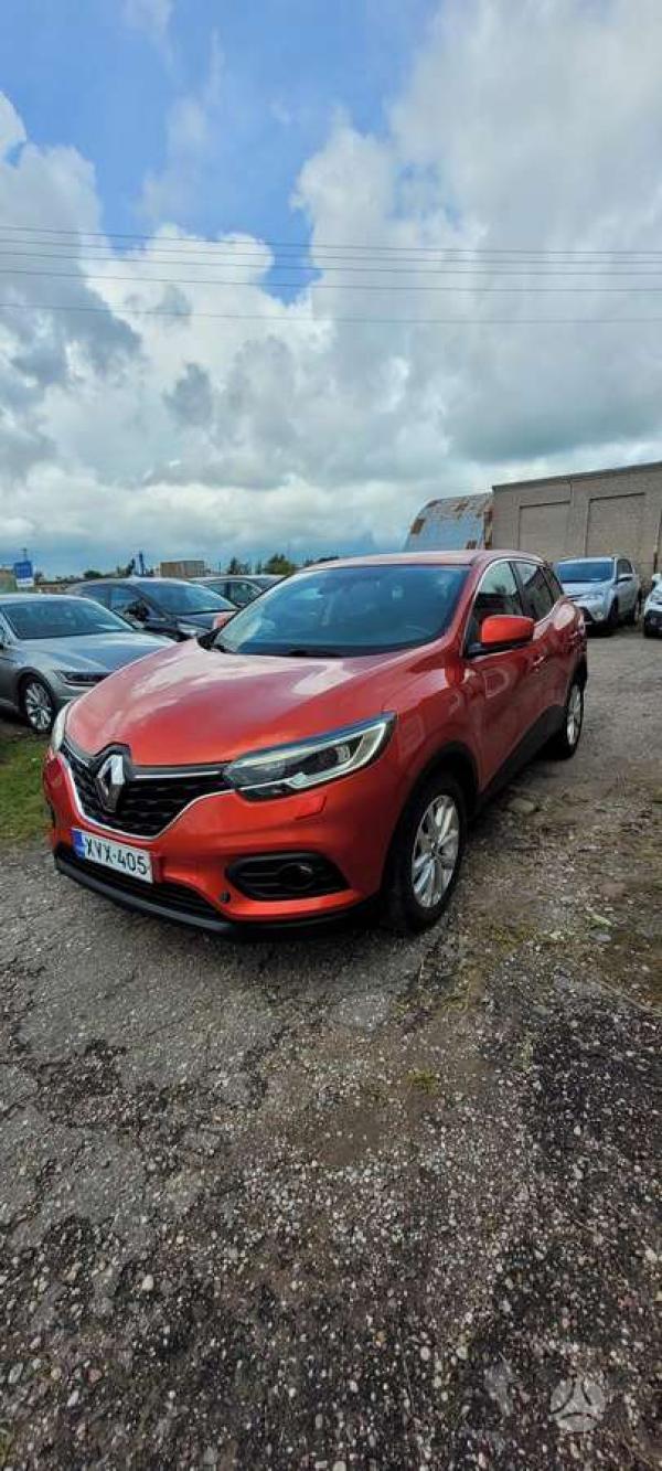 Renault Kadjar 2019 in Plunge on AUTOMOTO.COM.LV Red Renault Kadjar 2019 in Plunge, with an engine capacity of 1.33 L and mileage of 181 thousand km for 8600 €, photo 3 on AUTOMOTO.COM.LV
