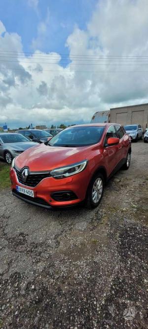 Red Renault Kadjar 2019 in Plunge, with an engine capacity of 1.33 L and mileage of 181 thousand km for 8600 €, photo 3 on AUTOMOTO.COM.LV