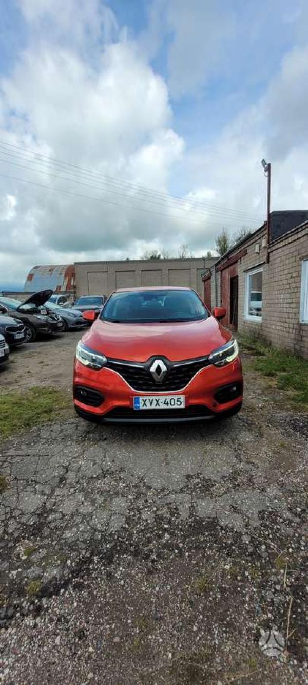 Renault Kadjar 2019 in Plunge on AUTOMOTO.COM.LV Red Renault Kadjar 2019 in Plunge, with an engine capacity of 1.33 L and mileage of 181 thousand km for 8600 €, photo 4 on AUTOMOTO.COM.LV