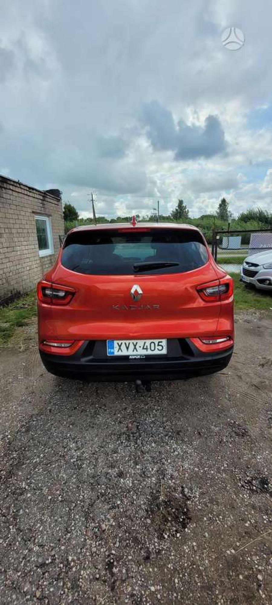 Red Renault Kadjar 2019 in Plunge, with an engine capacity of 1.33 L and mileage of 181 thousand km for 8600 €, photo 7 on AUTOMOTO.COM.LV