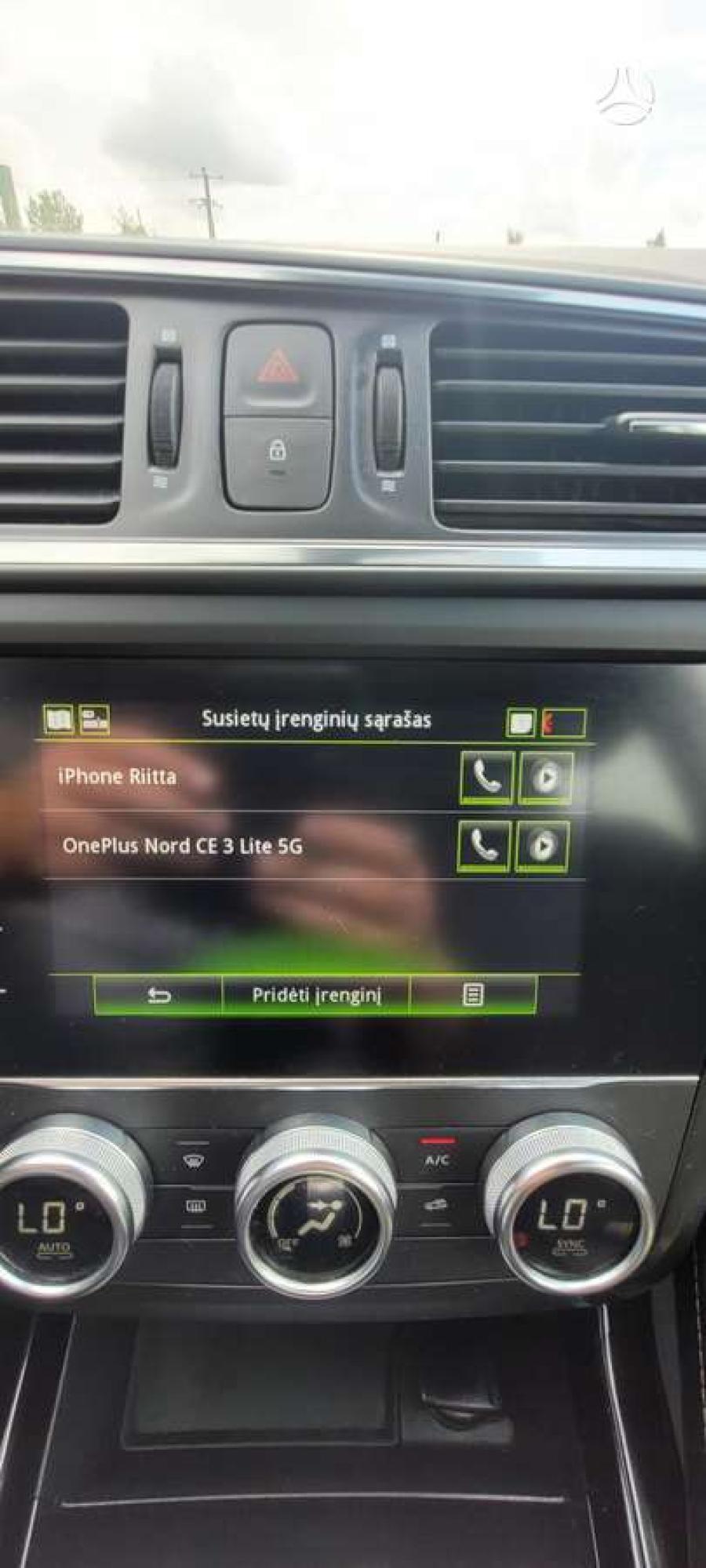 Red Renault Kadjar 2019 in Plunge, with an engine capacity of 1.33 L and mileage of 181 thousand km for 8600 €, photo 27 on AUTOMOTO.COM.LV