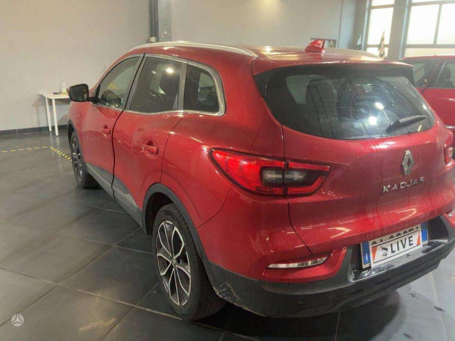 Red Renault Kadjar 2020 in Vilnius, with an engine capacity of 1.46 L and mileage of 187 thousand km for 11858 €, photo 6 on AUTOMOTO.COM.LV