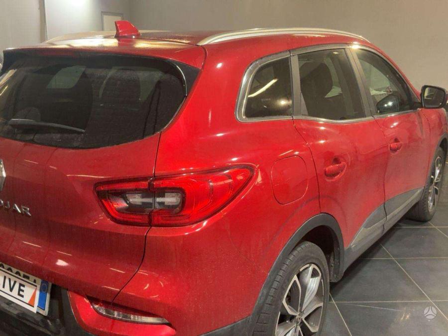 Red Renault Kadjar 2020 in Vilnius, with an engine capacity of 1.46 L and mileage of 187 thousand km for 11858 €, photo 8 on AUTOMOTO.COM.LV