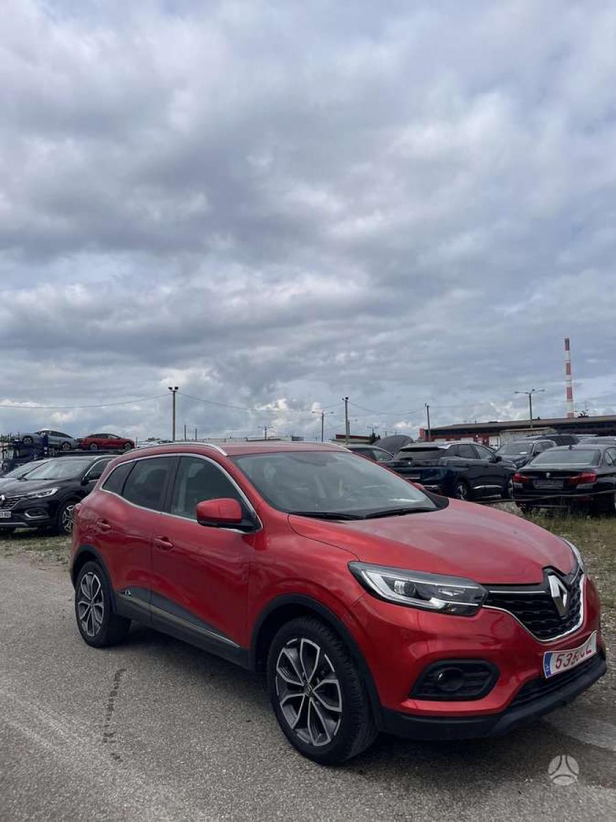 Red Renault Kadjar 2020 in Vilnius, with an engine capacity of 1.46 L and mileage of 187 thousand km for 9100 €, photo 5 on AUTOMOTO.COM.LV