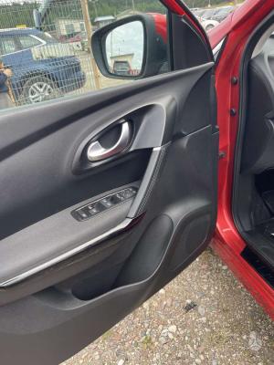Red Renault Kadjar 2020 in Vilnius, with an engine capacity of 1.46 L and mileage of 187 thousand km for 9100 €, photo 14 on AUTOMOTO.COM.LV