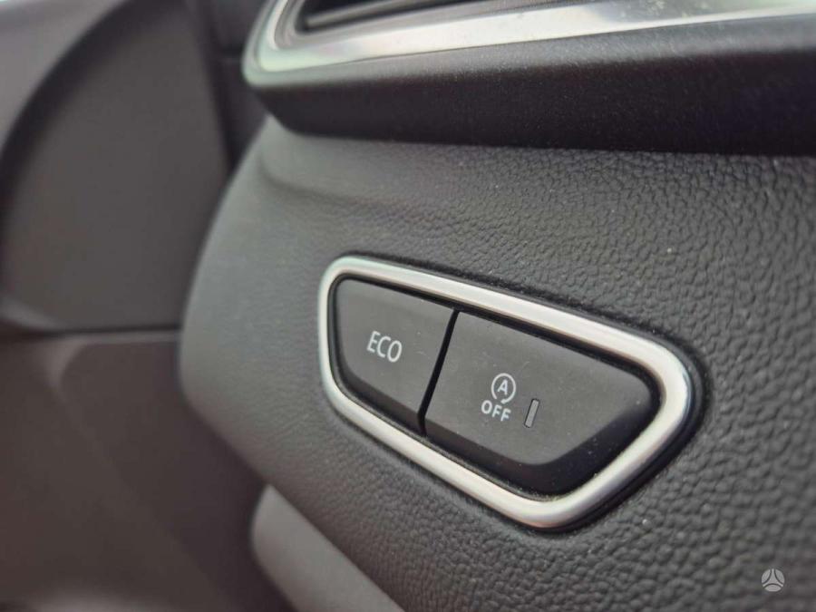 Sarkans Renault Kadjar 2020 Kauņa, ar dzinēja tilpumu 1.33 L un nobraukumu 60 tūkst. km par 9450 €, foto 13 vietnē AUTOMOTO.COM.LV