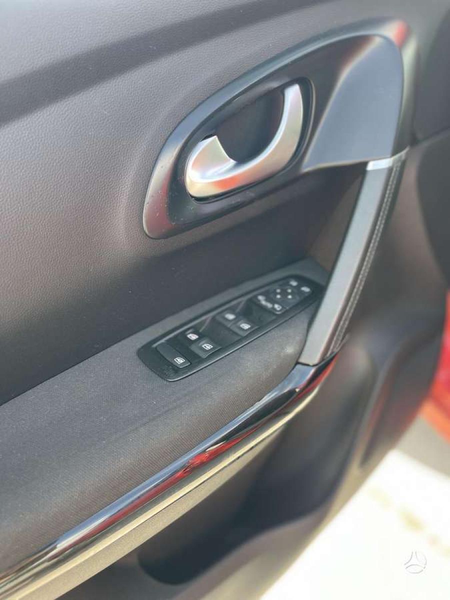 Sarkans Renault Kadjar 2020 Viļņa, ar dzinēja tilpumu 1.46 L un nobraukumu 187 tūkst. km par 8800 €, foto 14 vietnē AUTOMOTO.COM.LV