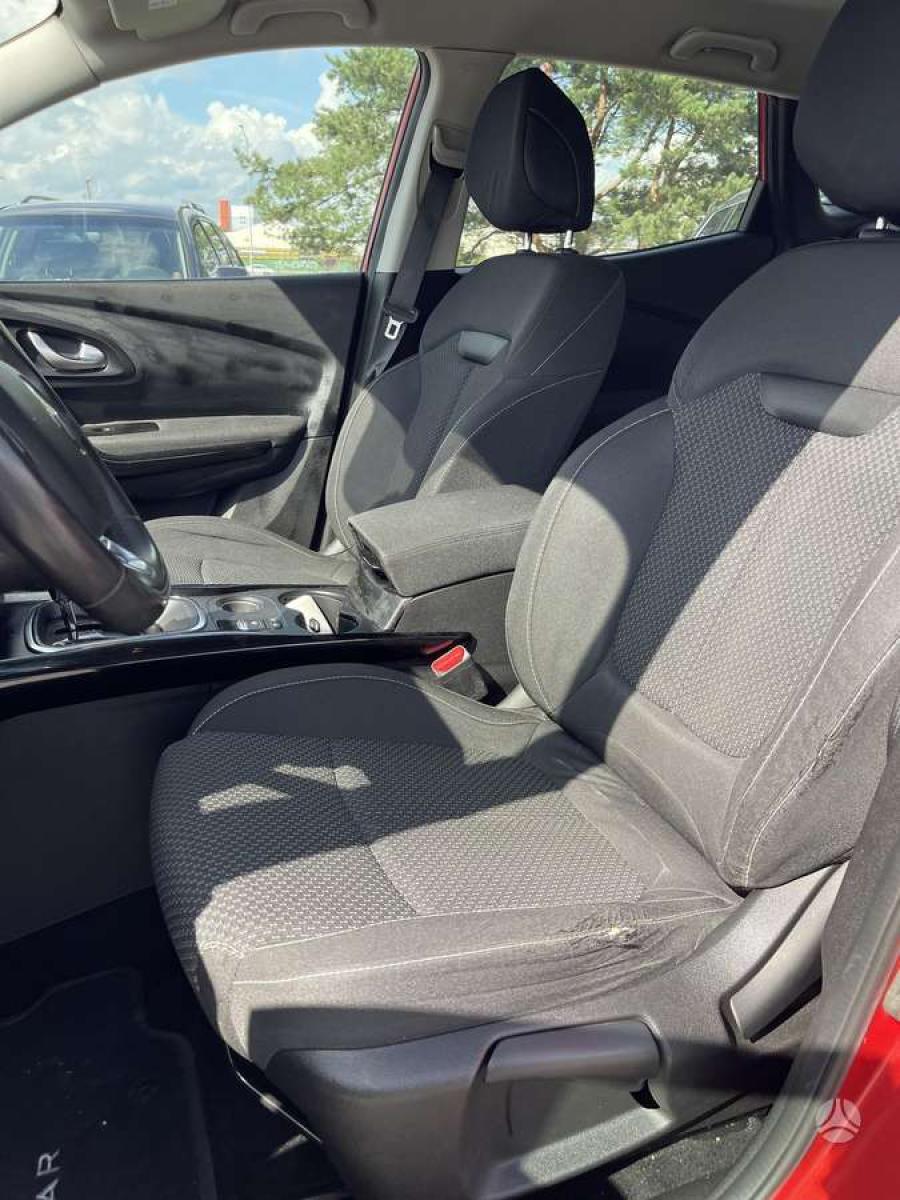 Sarkans Renault Kadjar 2020 Viļņa, ar dzinēja tilpumu 1.46 L un nobraukumu 187 tūkst. km par 8800 €, foto 15 vietnē AUTOMOTO.COM.LV