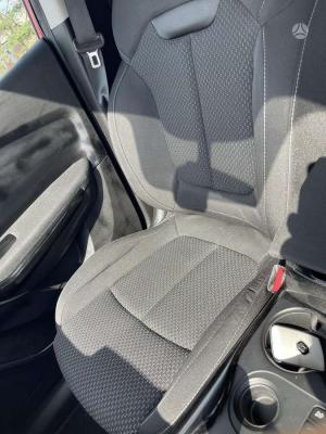 Sarkans Renault Kadjar 2020 Viļņa, ar dzinēja tilpumu 1.46 L un nobraukumu 187 tūkst. km par 8800 €, foto 21 vietnē AUTOMOTO.COM.LV