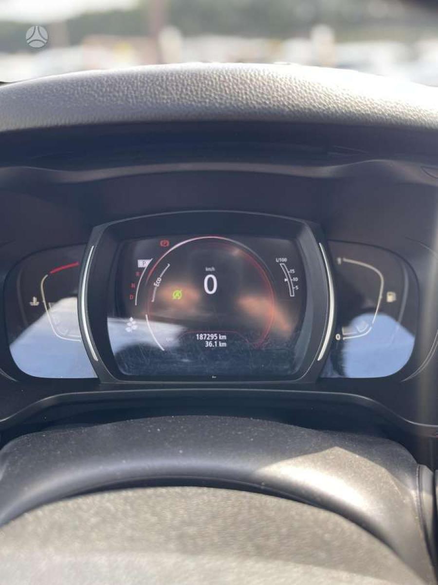 Sarkans Renault Kadjar 2020 Viļņa, ar dzinēja tilpumu 1.46 L un nobraukumu 187 tūkst. km par 8800 €, foto 22 vietnē AUTOMOTO.COM.LV