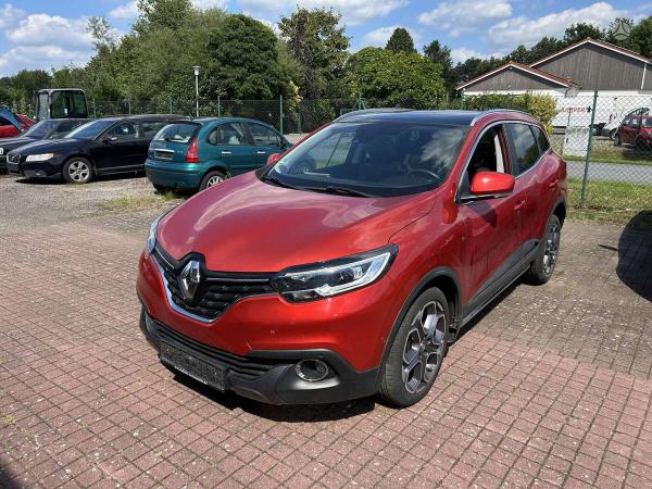 Красный Рено Kadjar 2015 в Каунас, объемом двигателя 1.60 л и пробегом 118 тыс. км за 5550 €, фото 1 на AUTOMOTO.COM.LV